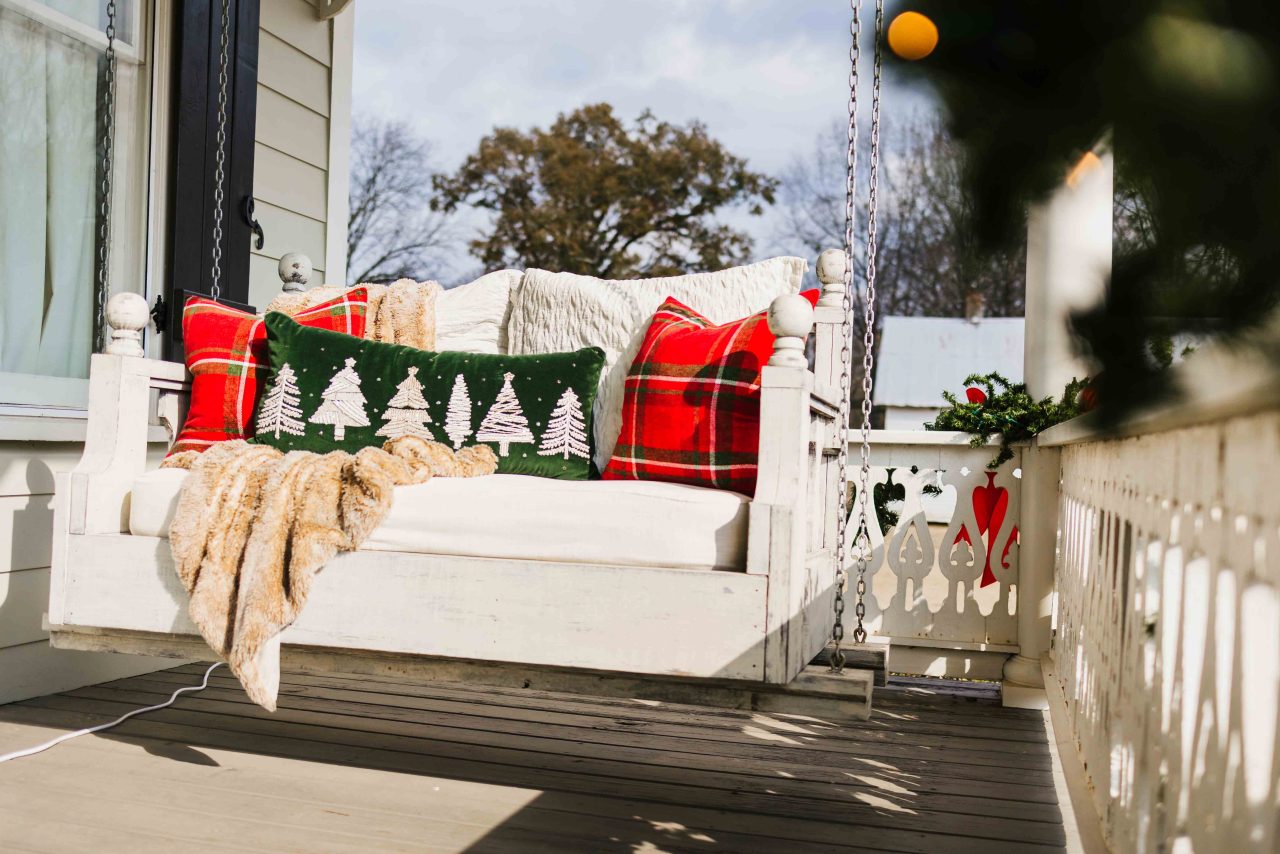 CELEBRATING TRADITIONS - Mississippi Magazine